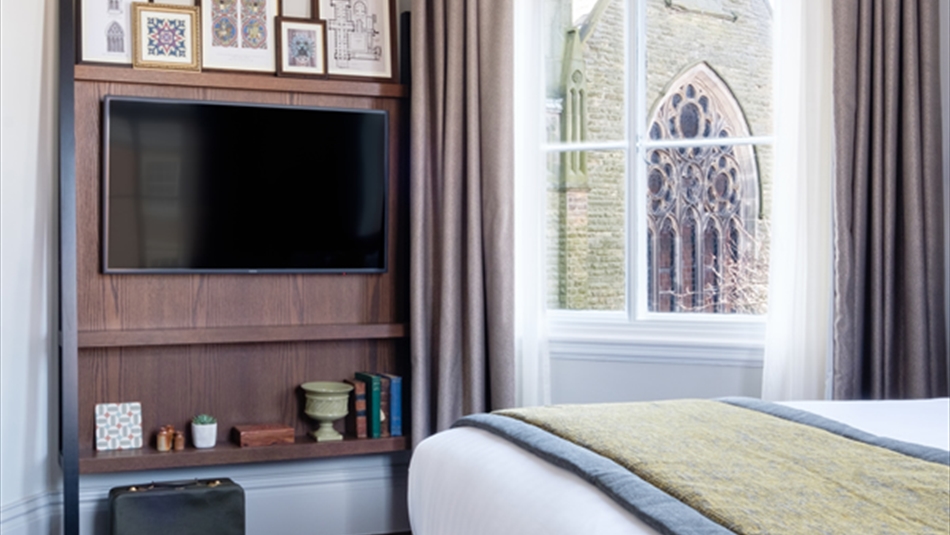 The Bowes Incline Hotel - Chester Le Street - Northern Saints